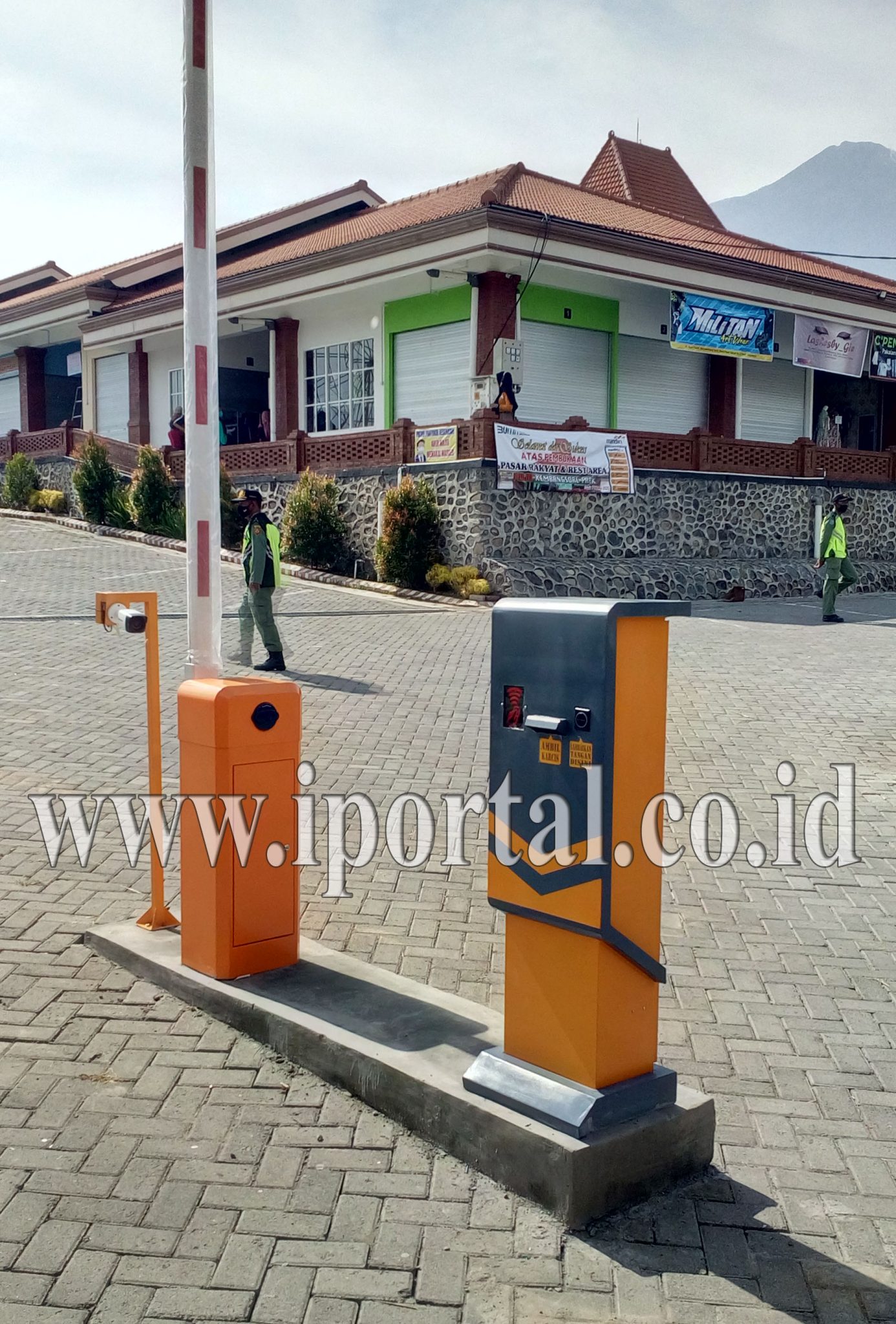 Baarier Gate MX50 , Palang Parkir MX 50 iPortal Security Systems